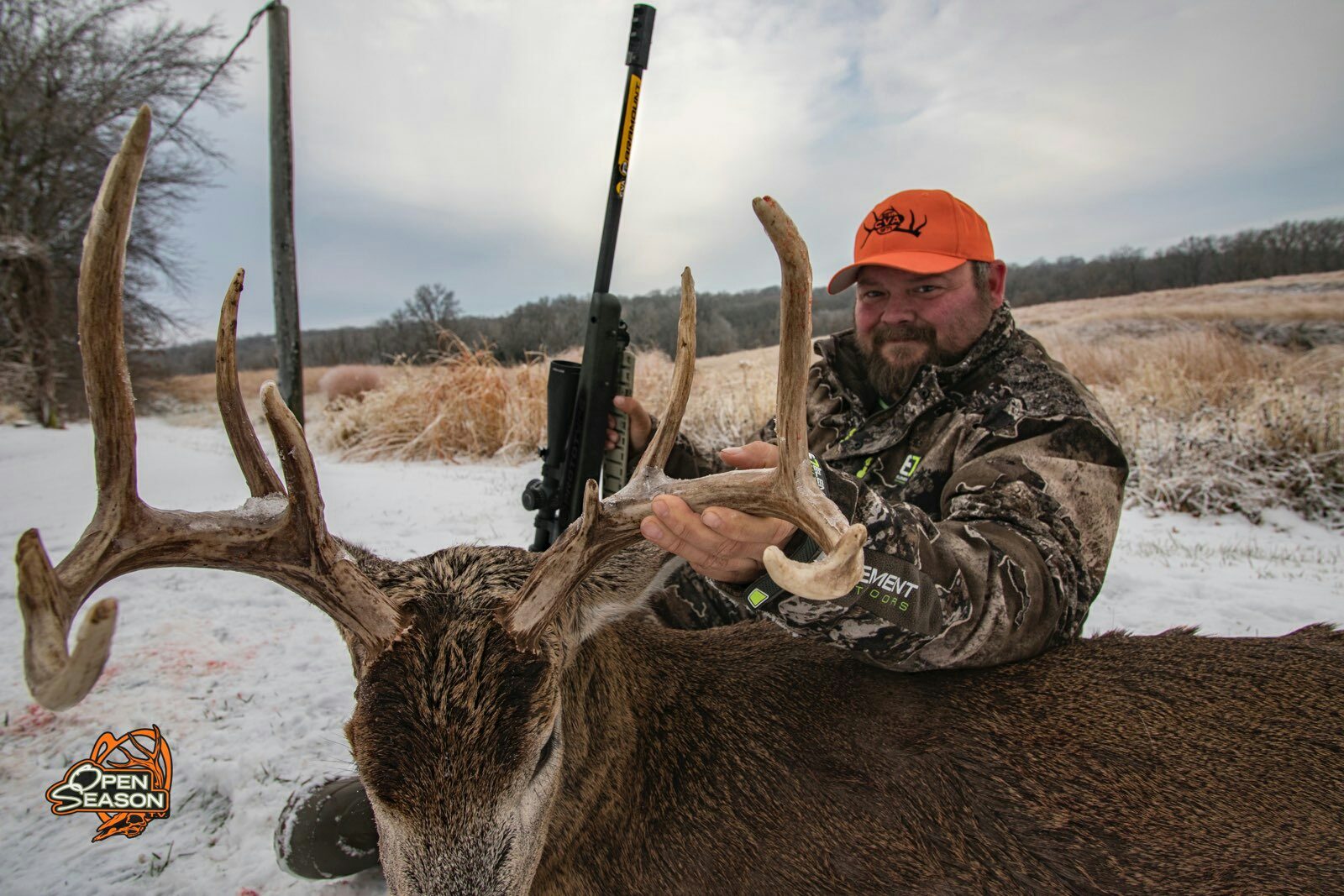 Deer Hunting - Northern Missouri's River Ridge Outfitters